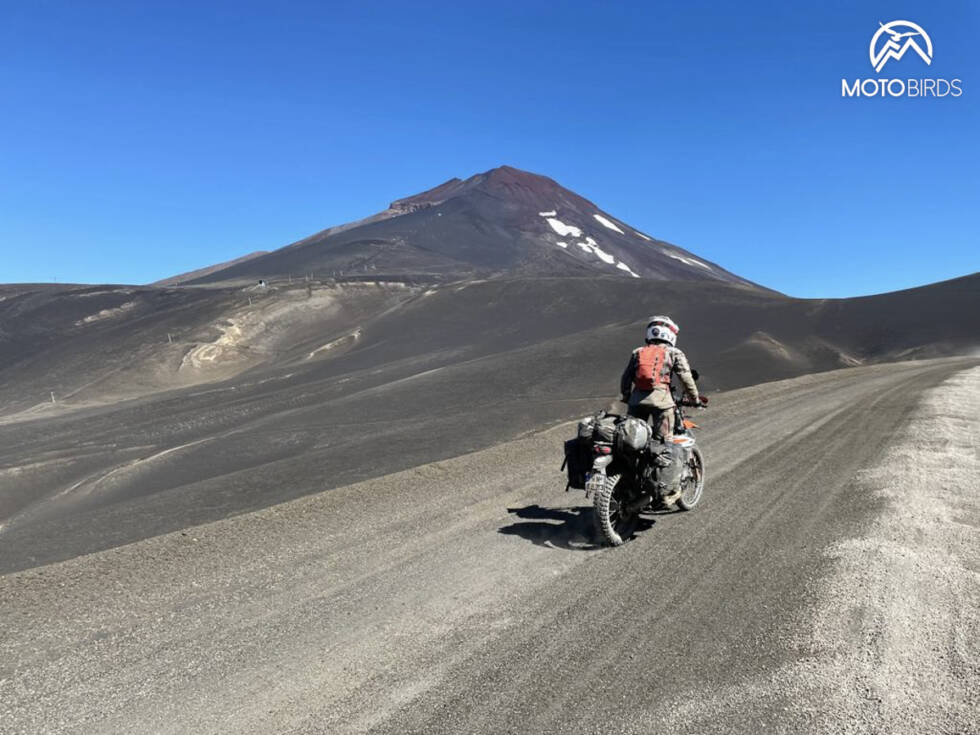 How to pack for a motorcycle trip. A practical list from Motobirds!